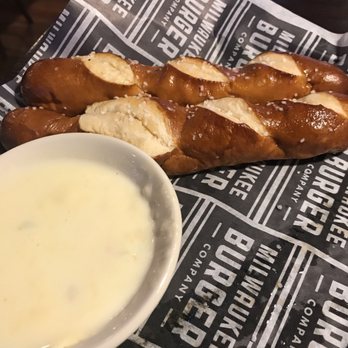 Milwaukee Burger Company - 93 Photos & 115 Reviews - Burgers - 2620 E ...