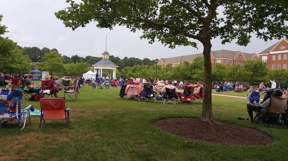 Port Warwick Summer Concert Series - 20 Photos - Community Service/Non ...