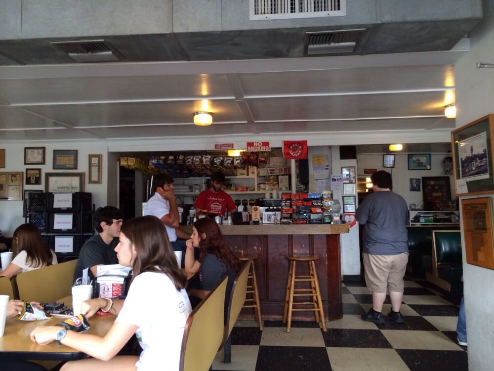 Judice Inn - 22 Photos & 69 Reviews - Burgers - 3134 Johnston St ...