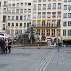 Place des Terreaux - 49 Photos & 69 Reviews - Landmarks & Historical ...