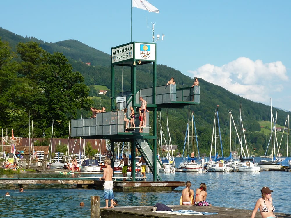 Alpenseebad Mondsee - Beaches - Mondsee, Oberösterreich, Austria ...