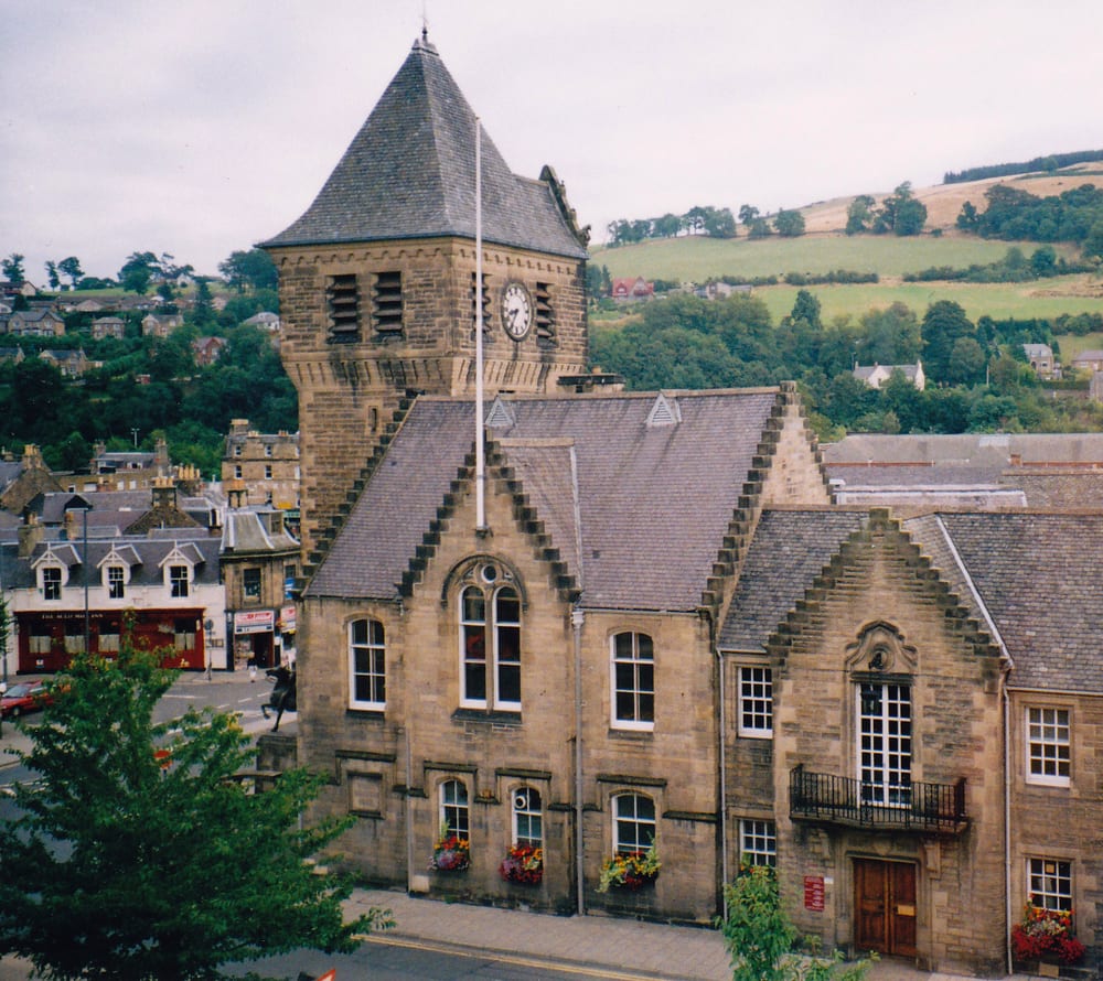 Burgh Chambers - Landmarks & Historical Buildings - Cornmill Square ...