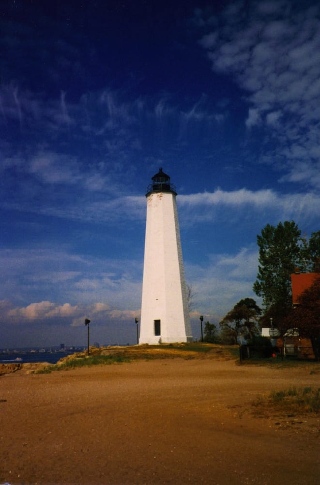 Lighthouse Point Park - 124 Photos & 34 Reviews - Parks - 2 Lighthouse ...