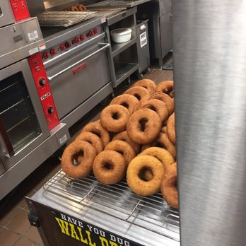 Wall Drug Store - 462 Photos & 343 Reviews - Drugstores - 510 Main St ...