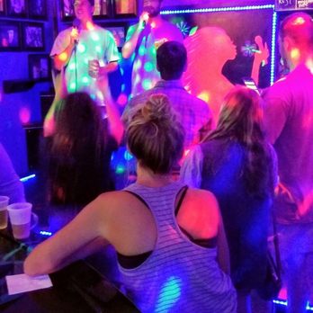 Moondogs - 154 Photos & 123 Reviews - Sports Bars - 3179 Peachtree Rd ...