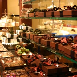 Harbor Candy Shop - 43 Photos & 62 Reviews - Candy Stores - 248 Main St ...