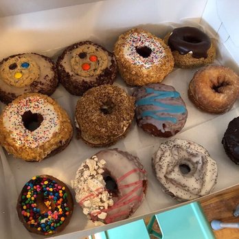 PVDonuts - 852 Photos & 533 Reviews - Donuts - 79 Ives St, Providence ...