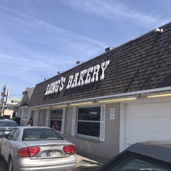 Long’s Bakery - 231 Photos & 358 Reviews - Donuts - 1453 N Tremont St ...