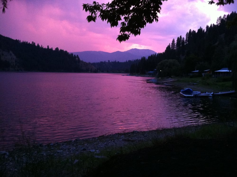 Conconully Lake Resort - Hotels - 102 Sinlahekin Rd, Okanogan, WA ...