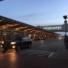 Dane County Regional Airport - 106 Photos & 182 Reviews - Airports ...