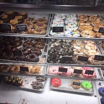 Hurts Donut - 97 Photos & 63 Reviews - Donuts - 1580 MO-76, Branson, MO ...