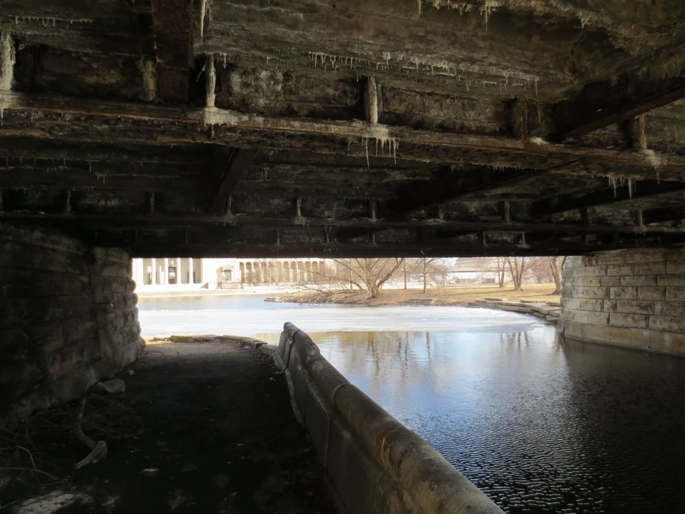 Clarence Darrow Memorial Bridge - Landmarks & Historical Buildings ...