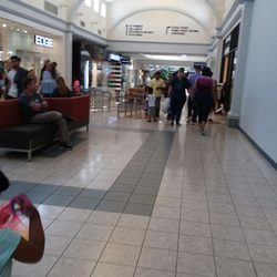 Columbiana Centre - 16 Photos & 25 Reviews - Shopping Centers - 100 ...