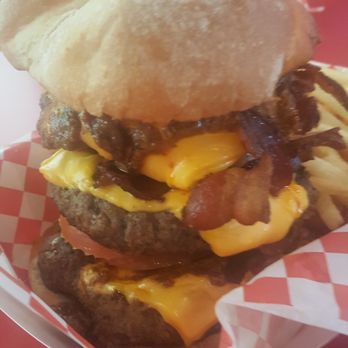 Heart Attack Grill - 1166 Photos & 752 Reviews - Burgers - 450 Fremont ...