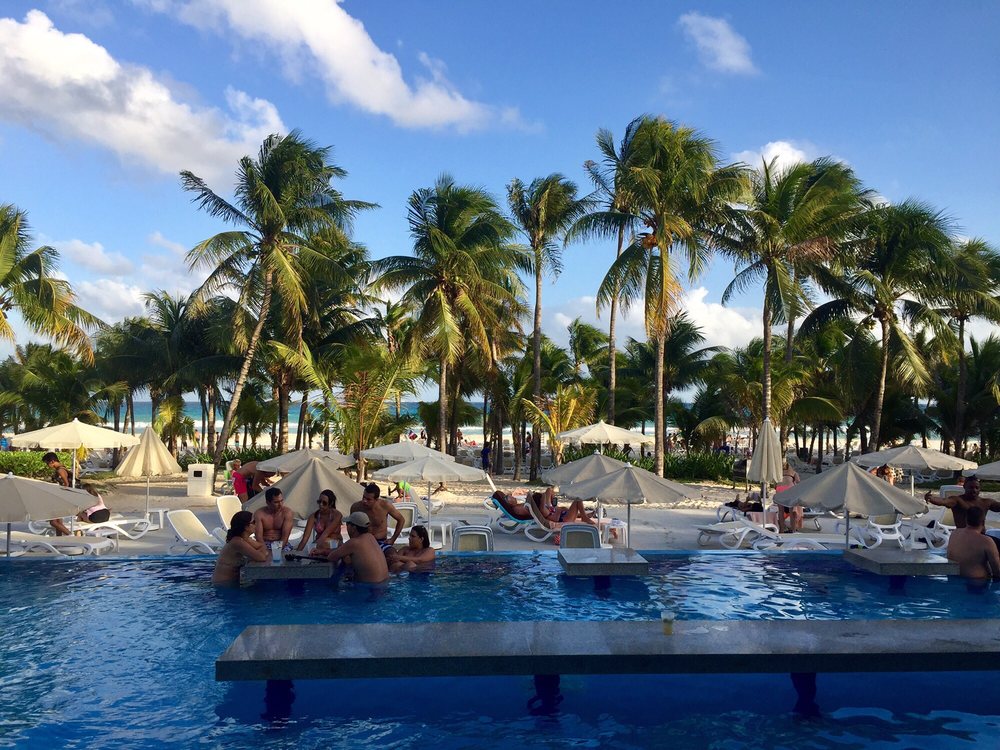 Hotel Riu Playcar - 41 Photos & 10 Reviews - Hotels - Manzana 6 ...