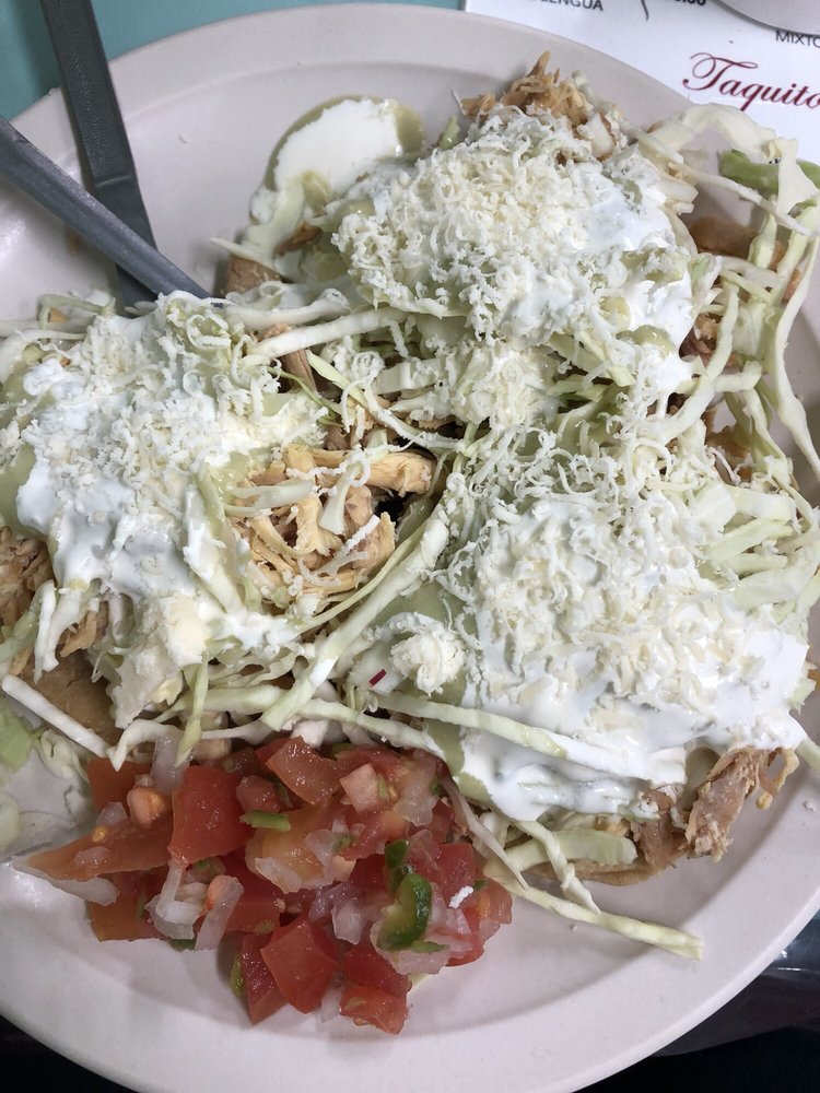 Cenaduria San Antonio - Mexican - Av. José Ma. Chávez 607 ...