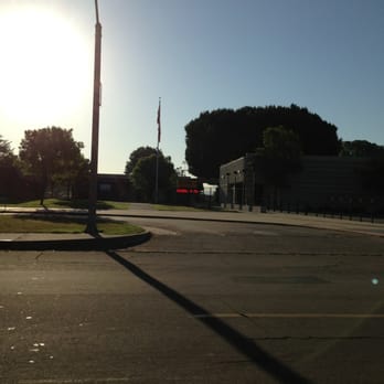 Richman Elementary School - Elementary Schools - 700 S Richman Ave ...