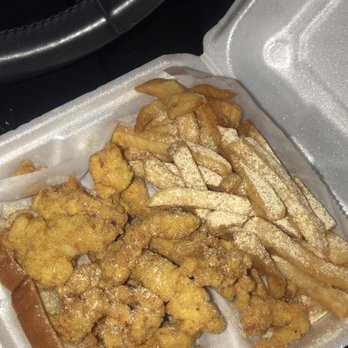 Snappers Fish & Chicken - 32 Reviews - Seafood - 17990 NW 27th Ave ...