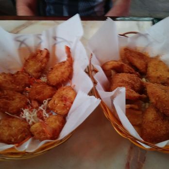 Cuckoo Coconuts Waikiki - 485 Photos & 362 Reviews - Cocktail Bars ...