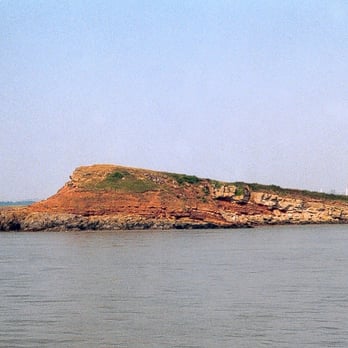 Sully Island - Landmarks & Historical Buildings - Penarth, Vale of ...