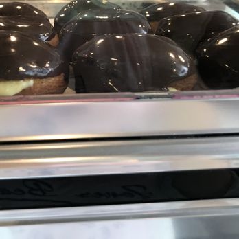 Hometown Bakeshop - 139 Photos & 89 Reviews - Bakeries - 2 Little Neck ...