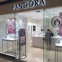 Pandora Pacific Center - Jewellery - 725 Granville St, Downtown ...