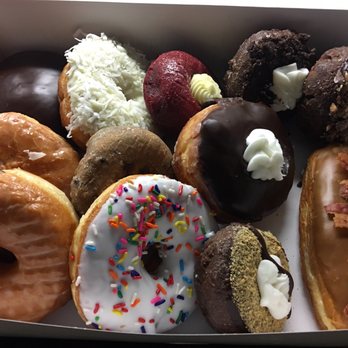 Jupiter Donuts - 86 Photos & 117 Reviews - Donuts - 141 Center St ...