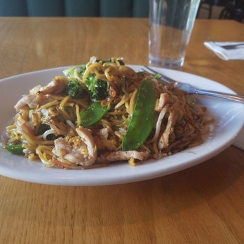 Kop Chai Thai - 27 Photos & 61 Reviews - Thai - 325 NE Cedar St, Camas ...