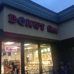 Donut Star - 12 Photos & 26 Reviews - Donuts - 4350 University Ave ...