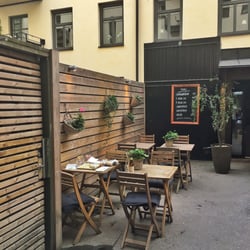 Wijnjas Ost & Vinkällare - 36 Photos & 15 Reviews - Modern European - Scheelegatan 3 ...