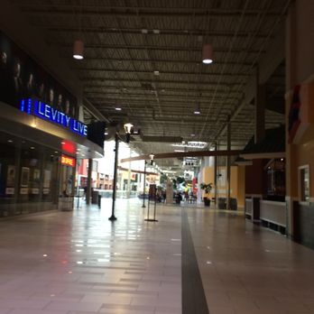 Palisades Center - 115 Photos & 214 Reviews - Shopping Centers - 1000 ...