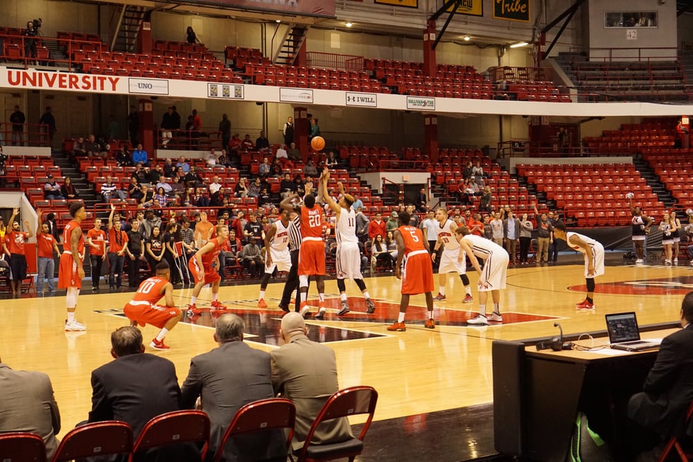 Matthews Arena - 17 Photos & 18 Reviews - Skating Rinks - 238 St ...