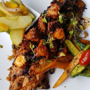 Lion Fish - 395 Photos & 143 Reviews - Bars - Erasmo Castellanos Q ...