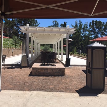 Round Hill Country Club - 58 Photos & 52 Reviews - Golf - 3169 ...