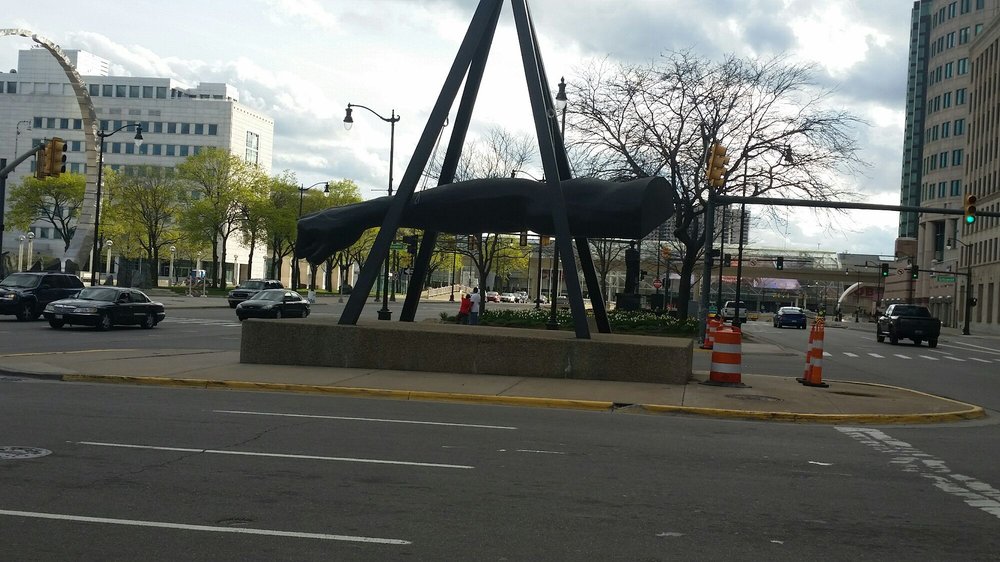 Monument to Joe Louis - 11 Photos - Landmarks & Historical Buildings ...