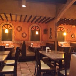 Faccio Pizza - 36 Photos & 47 Reviews - Pizza - Hotel Howard Johnson ...