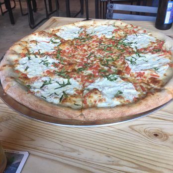 Slow Rise Slice House - 34 Photos & 40 Reviews - Pizza - 7608 Woodway ...