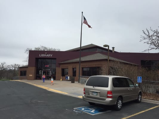 Ramsey County Library - Shoreview - Libraries - 4570 North Victoria St ...