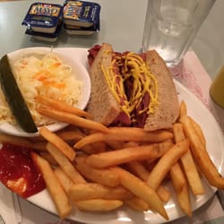 Le Roi du Smoked Meat - 30 Photos & 42 Reviews - Diners - 6705 Rue ...