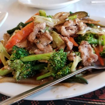 Thai Issan Cuisine - 558 Photos & 284 Reviews - Thai - 2919 Kapiolani ...