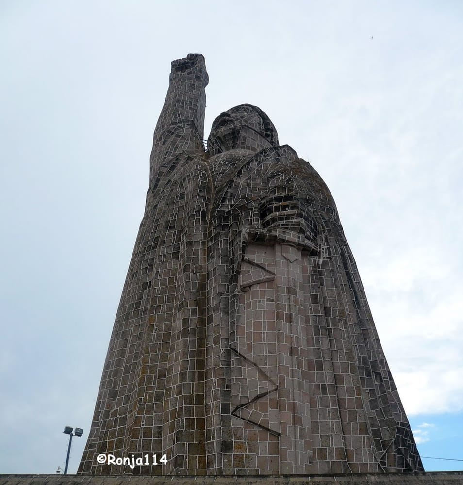 Isla de Janitzio - 20 Photos - Landmarks & Historical Buildings ...