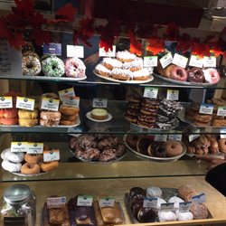 Top Pot Doughnuts - 30 Photos & 37 Reviews - Donuts - 1206 Madison St ...
