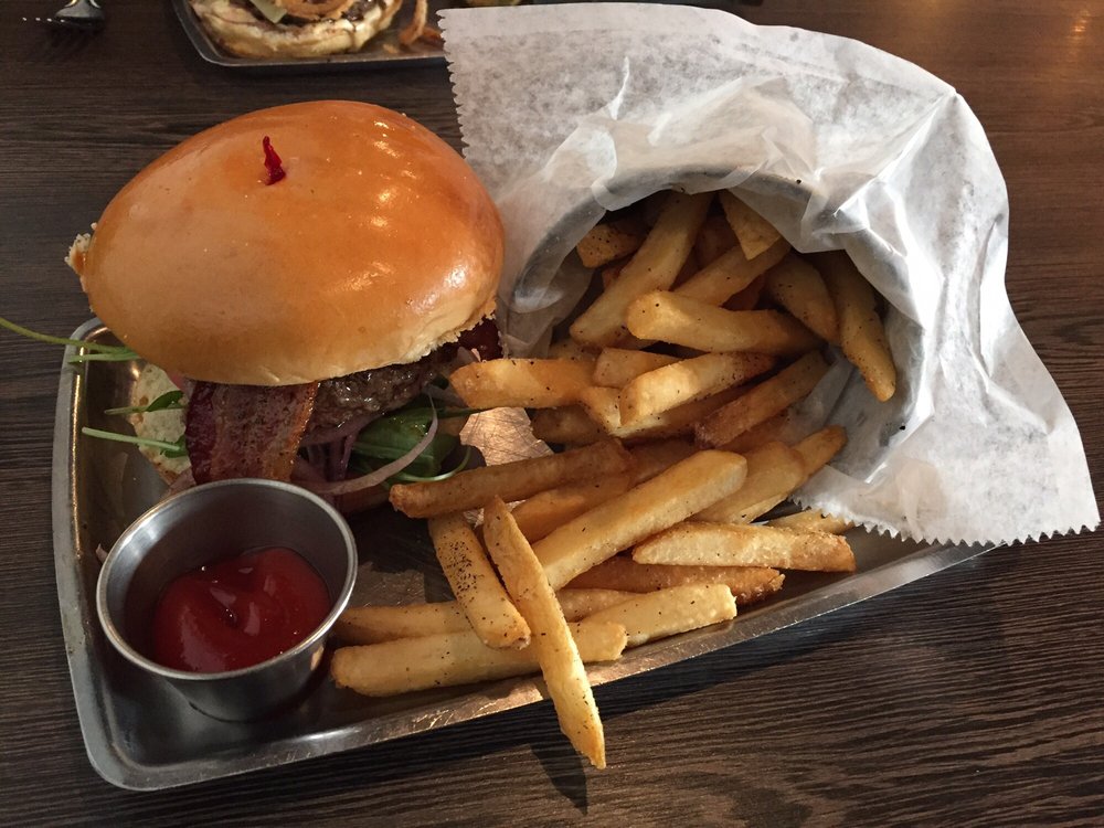 A&B Burgers - 142 Photos & 324 Reviews - Burgers - 206 Cabot St ...