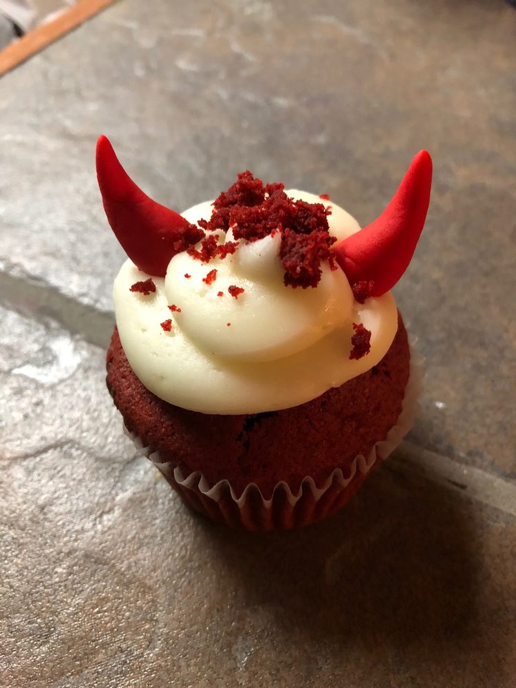 Oh Yeah Cakes - 27 Photos & 24 Reviews - Bakeries - 5257 McCullough Ave ...