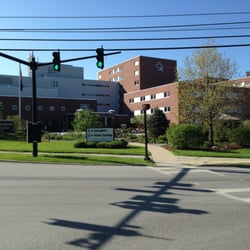 Rutland Regional Medical Center - 11 Reviews - Medical Centers - 160 ...