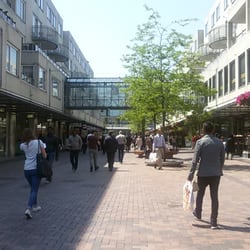 Amsterdamse Poort - Shopping Centers - Bijlmerplein, Zuid Oost ...