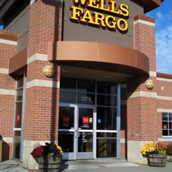 Wells Fargo Bank - Banks & Credit Unions - 1379 Phalen Blvd, East Side ...