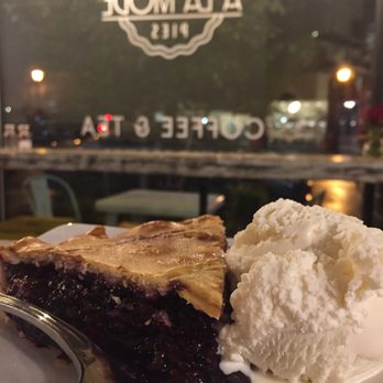 A La Mode Pies West Seattle - 158 Photos & 119 Reviews - Desserts ...