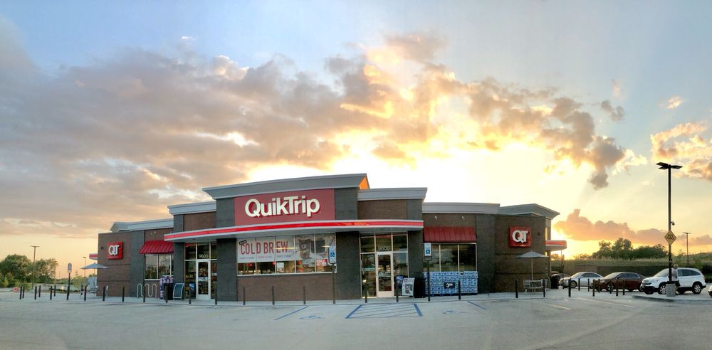 QuikTrip - 18 Photos & 12 Reviews - Convenience Stores - 9340 N Oak ...