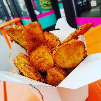 Friskie Fries - 60 Photos & 61 Reviews - Poutineries - 100 Washington ...